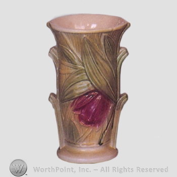 Mark with McCoy pottery pattern: #4; vase. | #927832