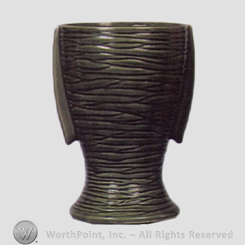 Mark with McCoy pottery pattern: #7; vase. | #927879