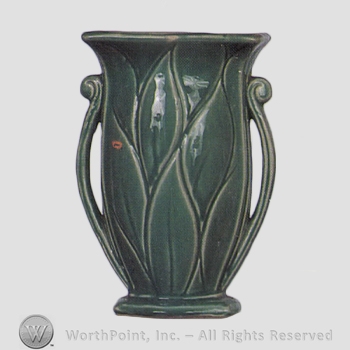 Mark with McCoy pottery pattern: #6; vase. | #927913