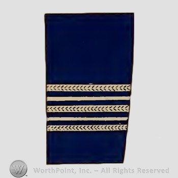 Mark with A cuff and five stripes. | #928676