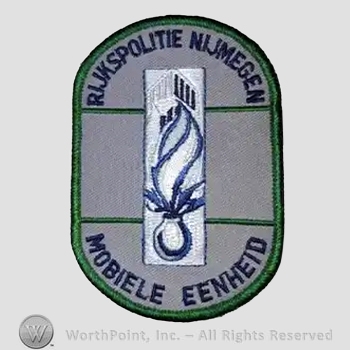 Mark with A flame, a pot and a rectangle. | #942024