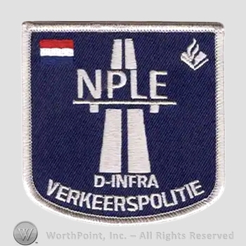 Mark with The text "NPLE D-INFRA | #943162